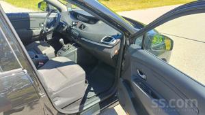Black Renault Grand Scenic 2010 in Riga, with an engine capacity of 1.90 L and mileage of 270 thousand km for 4200 €, photo 16 on AUTOMOTO.COM.LV