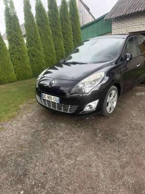 Black Renault Grand Scenic 2010 in Jurbarkas, with an engine capacity of 1.87 L and mileage of 300 thousand km for 3050 €, photo  on AUTOMOTO.COM.LV