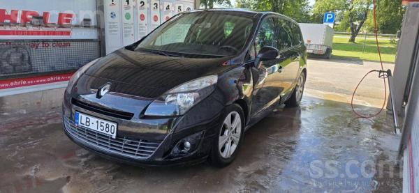 Renault Grand Scenic 2010 Ogre vietnÄ Melns Renault Grand Scenic 2010 Ogre, ar dzinÄja tilpumu 1.90 L un nobraukumu 320 tÅ«kst. km par 1700 ā¬, foto 3 vietnÄ AUTOMOTO.COM.LV