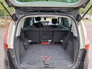 Melns Renault Grand Scenic 2010 Rīga, ar dzinēja tilpumu 1.90 L un nobraukumu 313 tūkst. km par 1750 €, foto 9 vietnē AUTOMOTO.COM.LV