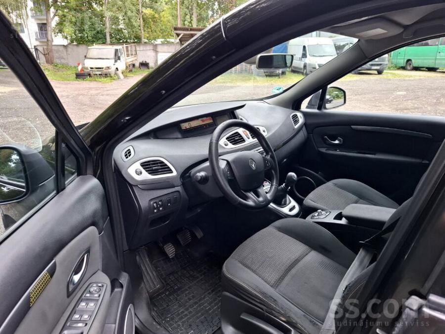 Melns Renault Grand Scenic 2010 Rīga, ar dzinēja tilpumu 1.90 L un nobraukumu 313 tūkst. km par 1750 €, foto 10 vietnē AUTOMOTO.COM.LV