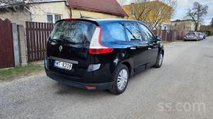 Melns Renault Grand Scenic 2011 Rīga, ar dzinēja tilpumu 1.50 L un nobraukumu 352 tūkst. km par 1850 €, foto 5 vietnē AUTOMOTO.COM.LV