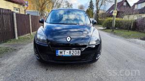 Melns Renault Grand Scenic 2011 Rīga, ar dzinēja tilpumu 1.50 L un nobraukumu 352 tūkst. km par 1850 €, foto 8 vietnē AUTOMOTO.COM.LV