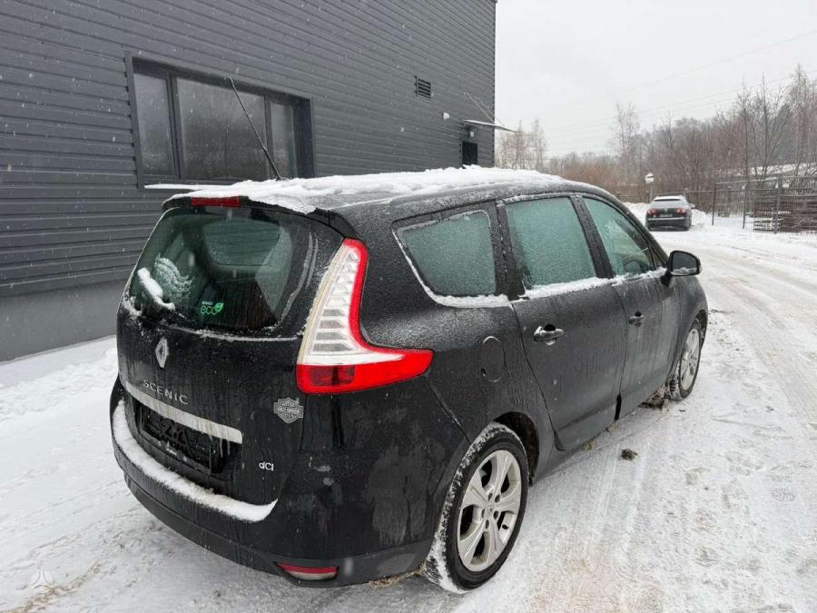 Black Renault Grand Scenic 2011 in Kaunas, with an engine capacity of 1.46 L and mileage of 175 thousand km for 4150 €, photo 5 on AUTOMOTO.COM.LV