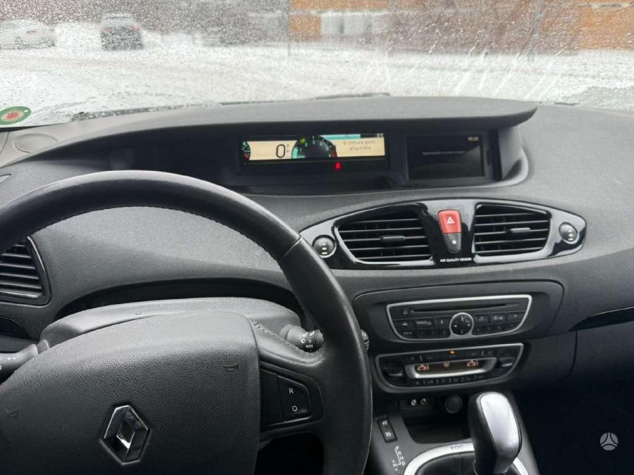 Black Renault Grand Scenic 2011 in Kaunas, with an engine capacity of 1.46 L and mileage of 175 thousand km for 4150 €, photo 7 on AUTOMOTO.COM.LV