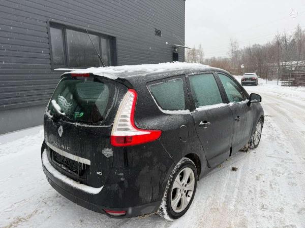 Black Renault Grand Scenic 2011 in Kaunas, with an engine capacity of 1.46 L and mileage of 175 thousand km for 4100 €, photo 1 on AUTOMOTO.COM.LV