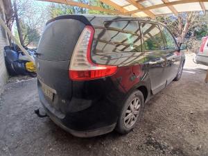Melns Renault Grand Scenic 2011 Kauņa, ar dzinēja tilpumu 1.60 L un nobraukumu 323 tūkst. km par 2800 €, foto 6 vietnē AUTOMOTO.COM.LV