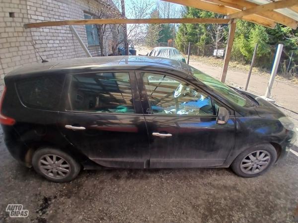 Melns Renault Grand Scenic 2011 Kauņa, ar dzinēja tilpumu 1.60 L un nobraukumu 323 tūkst. km par 2800 €, foto 6 vietnē AUTOMOTO.COM.LV