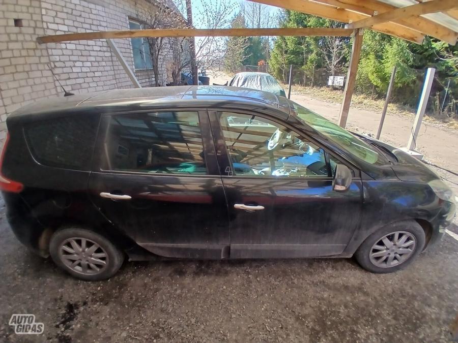 Melns Renault Grand Scenic 2011 Kauņa, ar dzinēja tilpumu 1.60 L un nobraukumu 323 tūkst. km par 2800 €, foto 7 vietnē AUTOMOTO.COM.LV