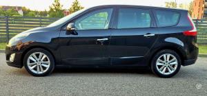 Black Renault Grand Scenic 2011 in Vilnius, with an engine capacity of 1.87 L and mileage of 290 thousand km for 2900 €, photo 8 on AUTOMOTO.COM.LV
