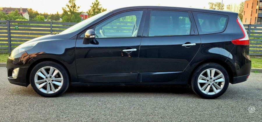 Black Renault Grand Scenic 2011 in Vilnius, with an engine capacity of 1.87 L and mileage of 290 thousand km for 2900 €, photo 8 on AUTOMOTO.COM.LV