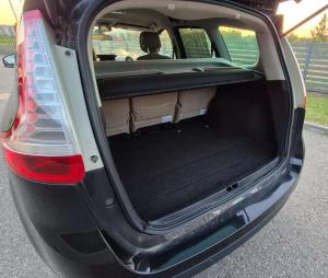 Black Renault Grand Scenic 2011 in Vilnius, with an engine capacity of 1.87 L and mileage of 290 thousand km for 2900 €, photo 20 on AUTOMOTO.COM.LV