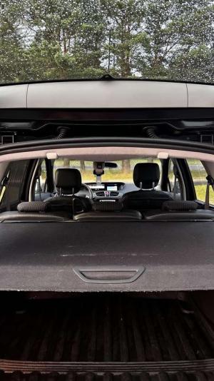 Melns Renault Grand Scenic 2011 Utena, ar dzinēja tilpumu 1.40 L un nobraukumu 228 tūkst. km par 2750 €, foto 30 vietnē AUTOMOTO.COM.LV