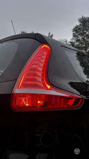 Melns Renault Grand Scenic 2011 Utena, ar dzinēja tilpumu 1.40 L un nobraukumu 228 tūkst. km par 2750 €, foto 31 vietnē AUTOMOTO.COM.LV