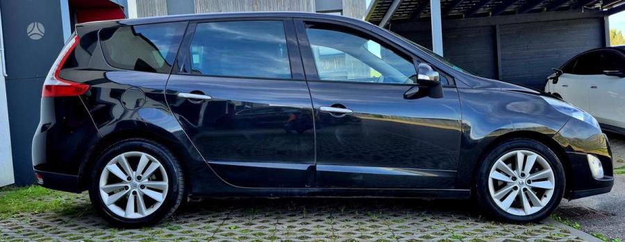 Black Renault Grand Scenic 2011 in Vilnius, with an engine capacity of 1.87 L and mileage of 290 thousand km for 1990 €, photo 5 on AUTOMOTO.COM.LV