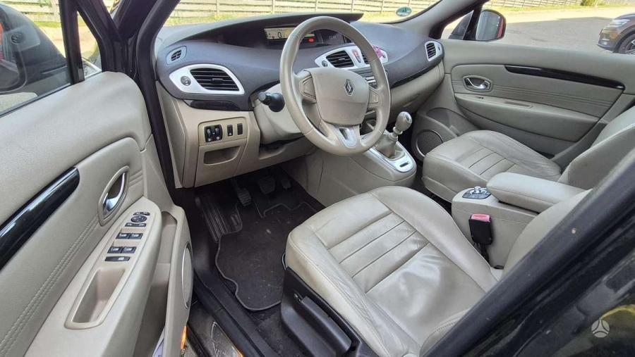 Black Renault Grand Scenic 2011 in Vilnius, with an engine capacity of 1.87 L and mileage of 290 thousand km for 1990 €, photo 10 on AUTOMOTO.COM.LV