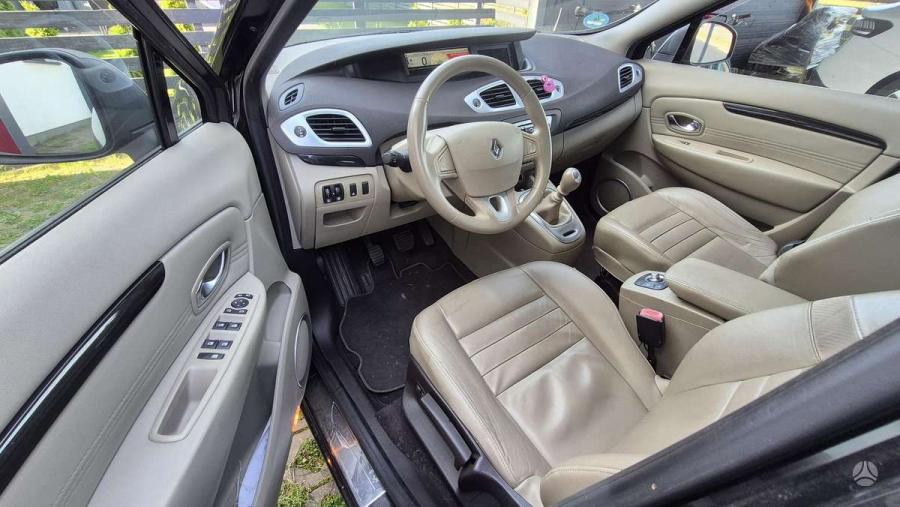 Black Renault Grand Scenic 2011 in Vilnius, with an engine capacity of 1.87 L and mileage of 290 thousand km for 1990 €, photo 11 on AUTOMOTO.COM.LV