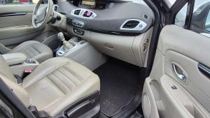 Black Renault Grand Scenic 2011 in Vilnius, with an engine capacity of 1.87 L and mileage of 290 thousand km for 1990 €, photo 13 on AUTOMOTO.COM.LV