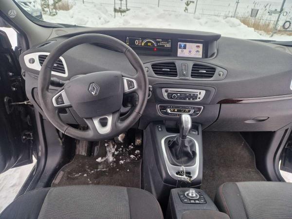 Black Renault Grand Scenic 2012 in Taurage, with an engine capacity of 1.46 L and mileage of 212 thousand km for 3500 €, photo 9 on AUTOMOTO.COM.LV