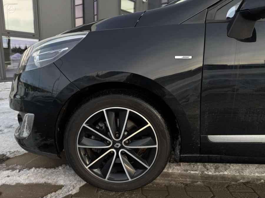 Black Renault Grand Scenic 2012 in Vilnius, with an engine capacity of 1.60 L and mileage of 223 thousand km for 4250 €, photo 13 on AUTOMOTO.COM.LV