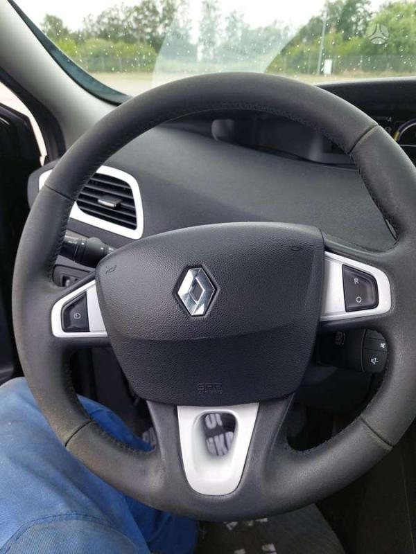 Black Renault Grand Scenic 2012 in Marijampole, with an engine capacity of 1.46 L and mileage of 268 thousand km for 3700 €, photo 9 on AUTOMOTO.COM.LV