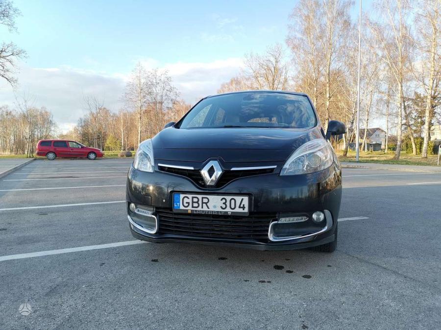 Melns Renault Grand Scenic 2012 Šauļi, ar dzinēja tilpumu 1.60 L un nobraukumu 301 tūkst. km par 3900 €, foto 1 vietnē AUTOMOTO.COM.LV