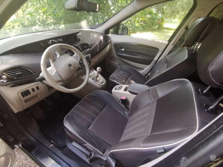 Melns Renault Grand Scenic 2012 Šauļi, ar dzinēja tilpumu 1.60 L un nobraukumu 301 tūkst. km par 3900 €, foto 6 vietnē AUTOMOTO.COM.LV