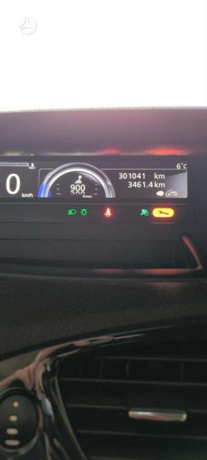 Melns Renault Grand Scenic 2012 Šauļi, ar dzinēja tilpumu 1.60 L un nobraukumu 301 tūkst. km par 3900 €, foto 9 vietnē AUTOMOTO.COM.LV