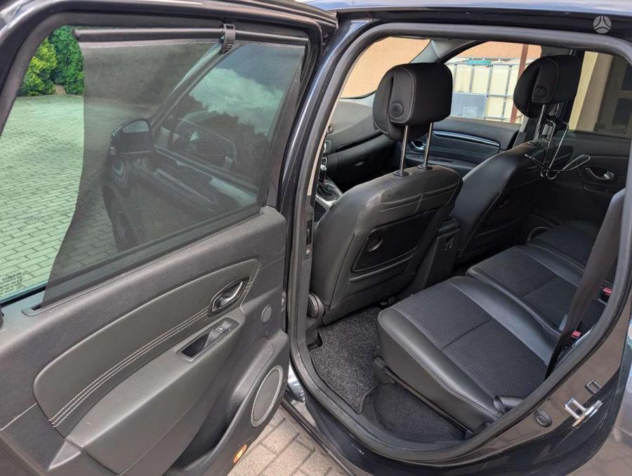 Black Renault Grand Scenic 2012 in Vilkaviskis, with an engine capacity of 1.87 L and mileage of 233 thousand km for 3550 €, photo 9 on AUTOMOTO.COM.LV