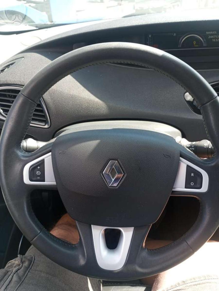 Black Renault Grand Scenic 2012 in Kaunas, with an engine capacity of 1.46 L and mileage of 240 thousand km for 3400 €, photo 19 on AUTOMOTO.COM.LV