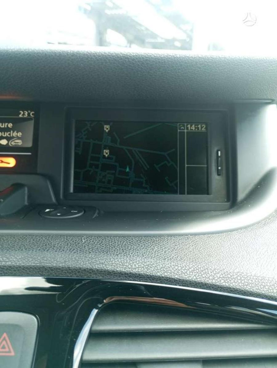 Black Renault Grand Scenic 2012 in Kaunas, with an engine capacity of 1.46 L and mileage of 240 thousand km for 3400 €, photo 23 on AUTOMOTO.COM.LV
