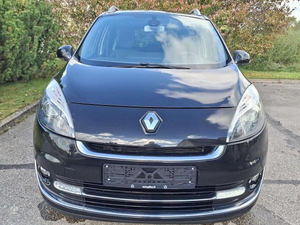 Melns Renault Grand Scenic 2012 Ukmergė, ar dzinēja tilpumu 1.40 L un nobraukumu 234 tūkst. km par 3350 €, foto 4 vietnē AUTOMOTO.COM.LV