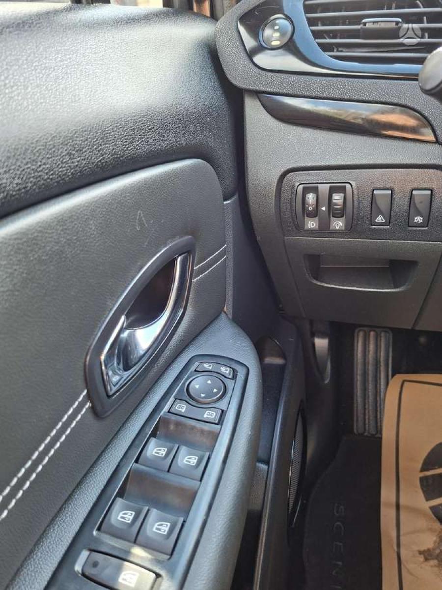 Melns Renault Grand Scenic 2012 Ukmergė, ar dzinēja tilpumu 1.40 L un nobraukumu 234 tūkst. km par 3350 €, foto 11 vietnē AUTOMOTO.COM.LV