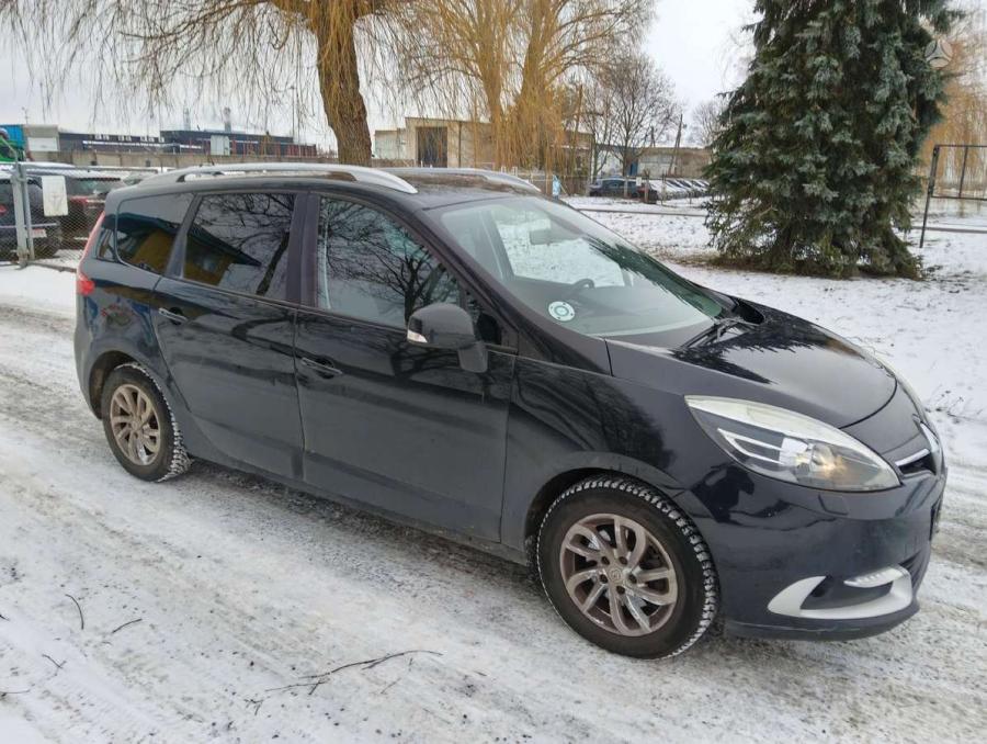 Black Renault Grand Scenic 2013 in Marijampole, with an engine capacity of 1.46 L and mileage of 276 thousand km for 2750 €, photo 3 on AUTOMOTO.COM.LV