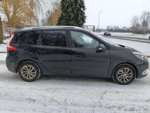 Black Renault Grand Scenic 2013 in Marijampole, with an engine capacity of 1.46 L and mileage of 276 thousand km for 2750 €, photo 4 on AUTOMOTO.COM.LV