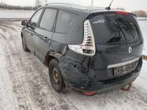 Black Renault Grand Scenic 2013 in Marijampole, with an engine capacity of 1.46 L and mileage of 276 thousand km for 2750 €, photo 13 on AUTOMOTO.COM.LV