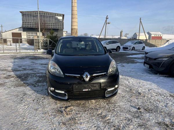 Melns Renault Grand Scenic 2013 Tauragė, ar dzinēja tilpumu 1.46 L un nobraukumu 250 tūkst. km par 3900 €, foto 6 vietnē AUTOMOTO.COM.LV