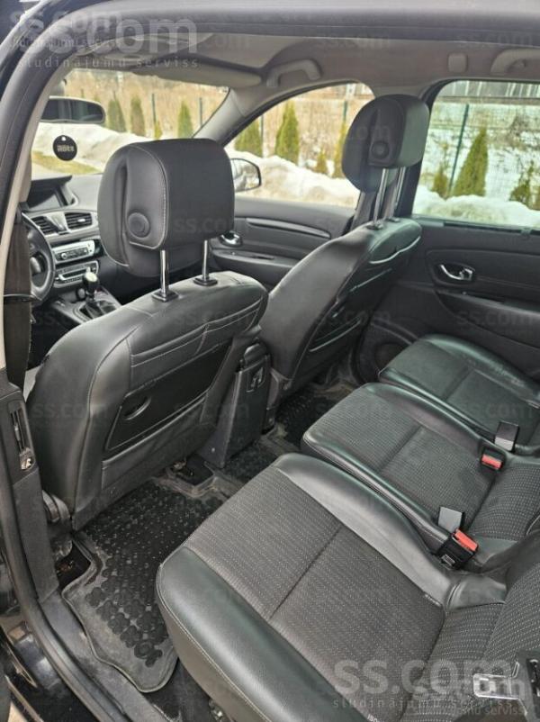 Melns Renault Grand Scenic 2013 Rīga, ar dzinēja tilpumu 1.50 L un nobraukumu 0 tūkst. km par 950 €, foto 2 vietnē AUTOMOTO.COM.LV
