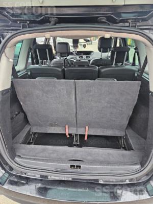 Melns Renault Grand Scenic 2013 Rīga, ar dzinēja tilpumu 1.50 L un nobraukumu 0 tūkst. km par 950 €, foto 4 vietnē AUTOMOTO.COM.LV