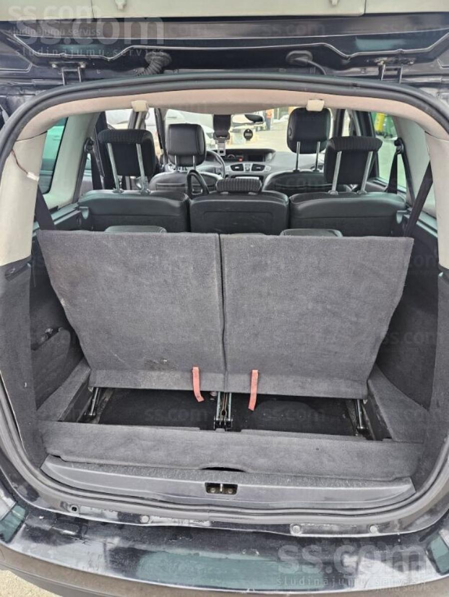 Melns Renault Grand Scenic 2013 Rīga, ar dzinēja tilpumu 1.50 L un nobraukumu 0 tūkst. km par 950 €, foto 4 vietnē AUTOMOTO.COM.LV