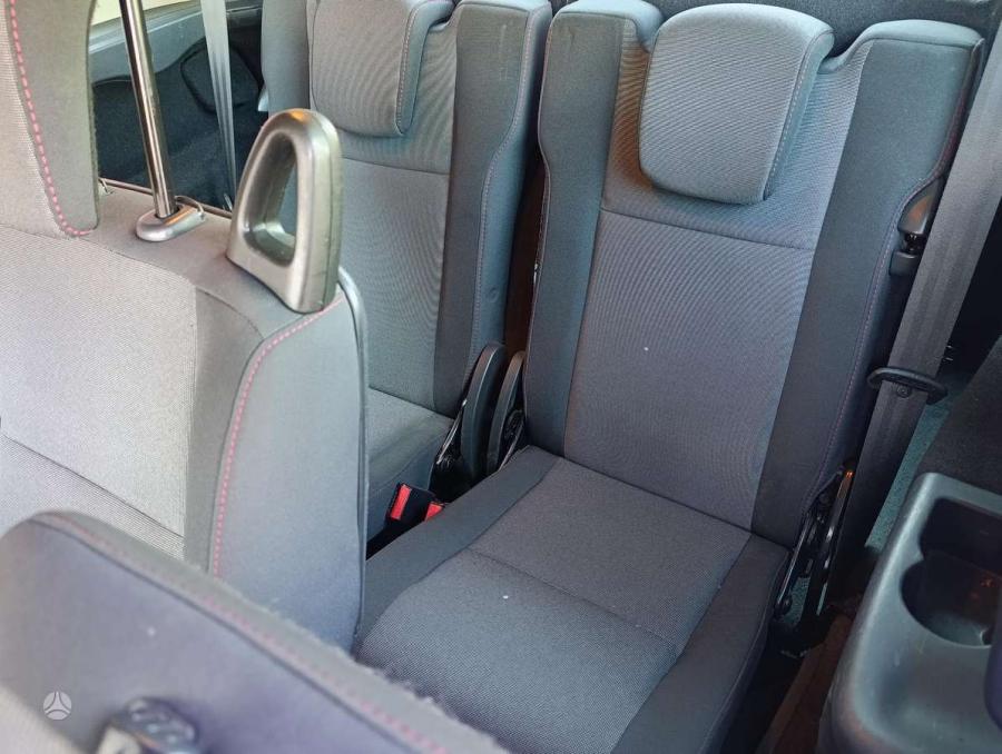 Melns Renault Grand Scenic 2013 Kauņa, ar dzinēja tilpumu 1.46 L un nobraukumu 232 tūkst. km par 4200 €, foto 12 vietnē AUTOMOTO.COM.LV
