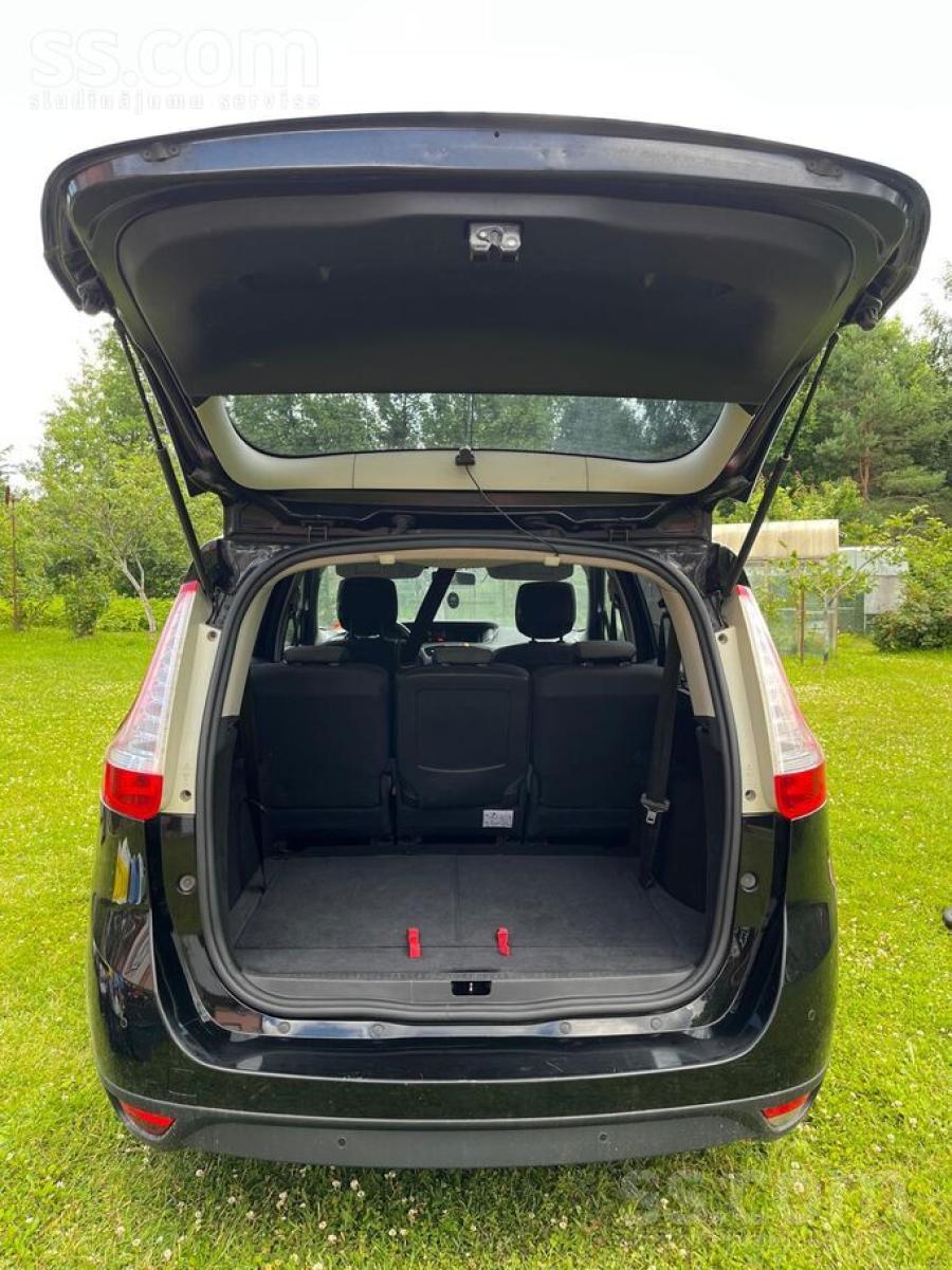 Black Renault Grand Scenic 2013 in Riga, with an engine capacity of 1.50 L and mileage of 202 thousand km for 4350 €, photo 11 on AUTOMOTO.COM.LV