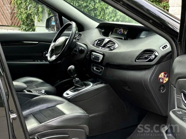 Renault Grand Scenic 2013 Jelgava vietnē Melns Renault Grand Scenic 2013 Jelgava, ar dzinēja tilpumu 1.60 L un nobraukumu 250 tūkst. km par 4750 €, foto 9 vietnē AUTOMOTO.COM.LV
