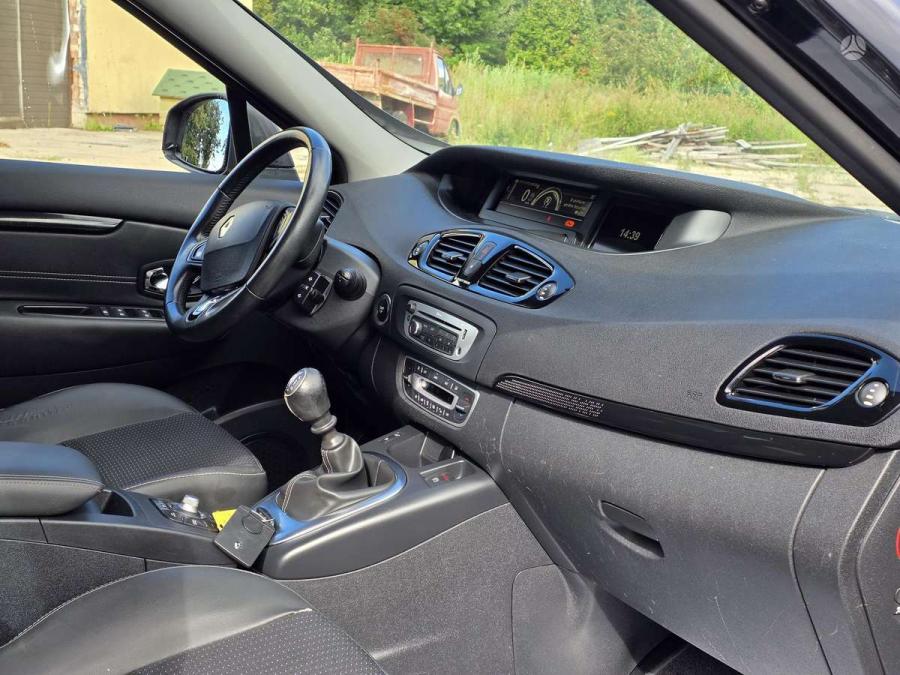 Melns Renault Grand Scenic 2013 Tauragė, ar dzinēja tilpumu 1.20 L un nobraukumu 200 tūkst. km par 4300 €, foto 8 vietnē AUTOMOTO.COM.LV