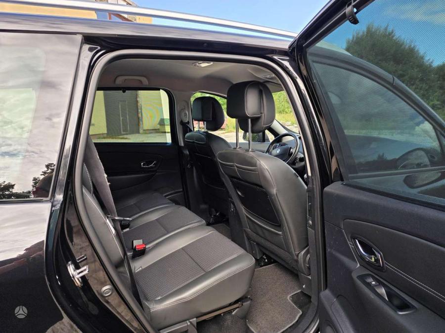 Melns Renault Grand Scenic 2013 Tauragė, ar dzinēja tilpumu 1.20 L un nobraukumu 200 tūkst. km par 4300 €, foto 11 vietnē AUTOMOTO.COM.LV