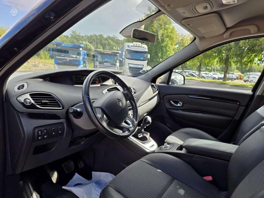 Melns Renault Grand Scenic 2013 Tauragė, ar dzinēja tilpumu 1.20 L un nobraukumu 200 tūkst. km par 4300 €, foto 14 vietnē AUTOMOTO.COM.LV