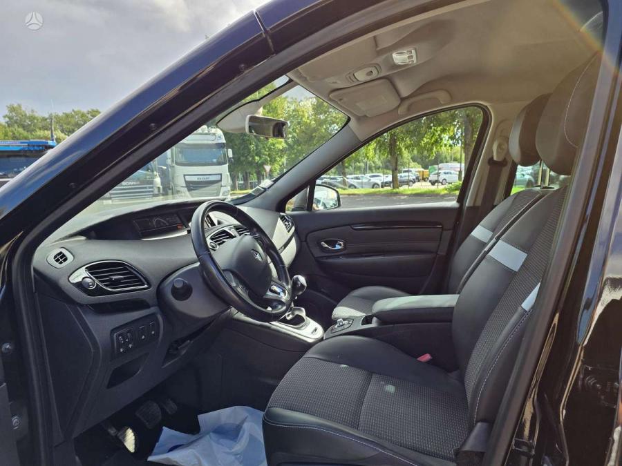 Melns Renault Grand Scenic 2013 Tauragė, ar dzinēja tilpumu 1.20 L un nobraukumu 200 tūkst. km par 4300 €, foto 15 vietnē AUTOMOTO.COM.LV
