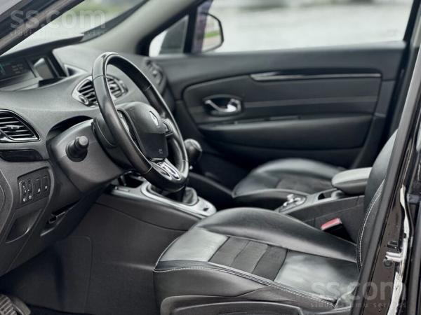 Melns Renault Grand Scenic 2013 Jelgava, ar dzinēja tilpumu 1.60 L un nobraukumu 250 tūkst. km par 4250 €, foto 10 vietnē AUTOMOTO.COM.LV