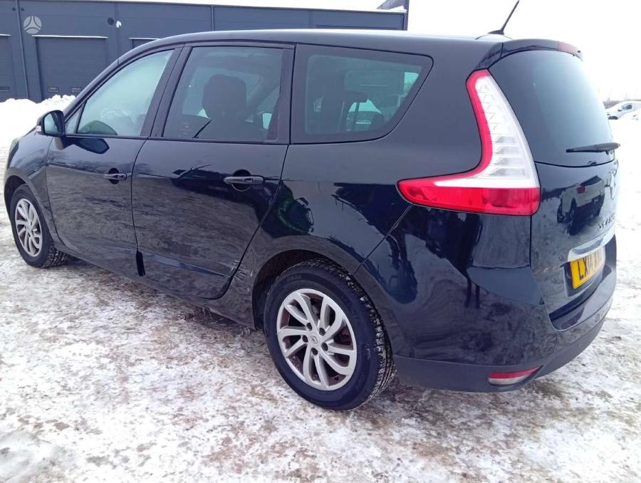Black Renault Grand Scenic 2014 in Kaunas, with an engine capacity of 1.46 L and mileage of 202 thousand km for 2100 €, photo 5 on AUTOMOTO.COM.LV
