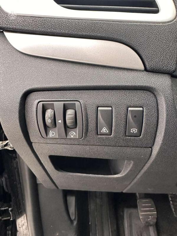 Melns Renault Grand Scenic 2014 Marijampole, ar dzinēja tilpumu 1.46 L un nobraukumu 211 tūkst. km par 5300 €, foto 11 vietnē AUTOMOTO.COM.LV